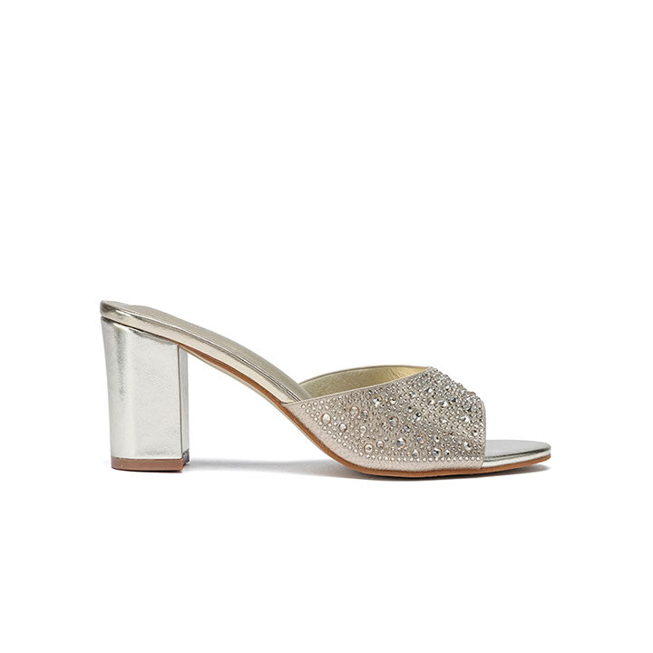 Buy Shoes Online UAE | Free Delivery & Easy Returns | FYOR – Fyor UAE